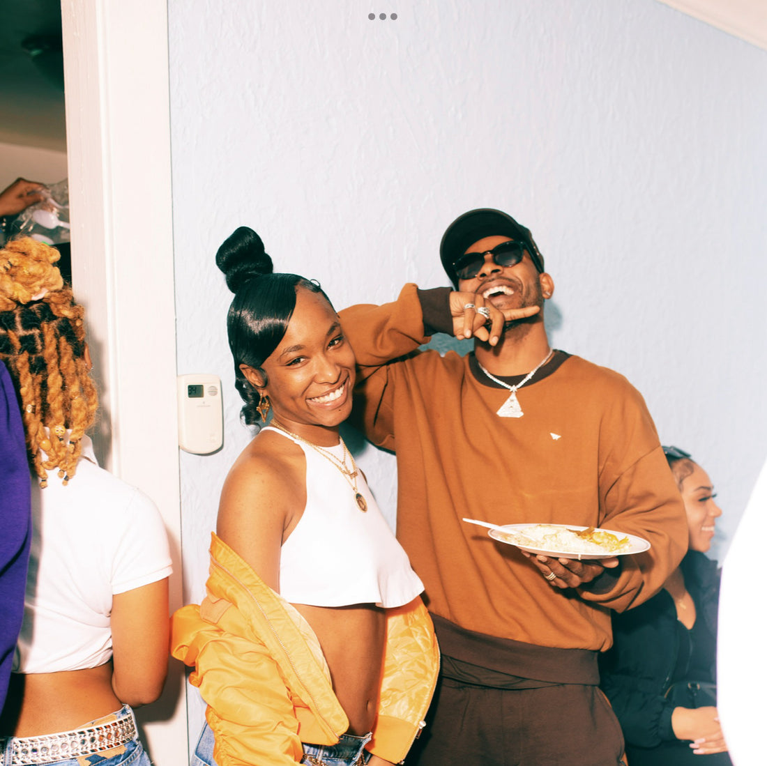 ABOUT ME – Storm DeBarge