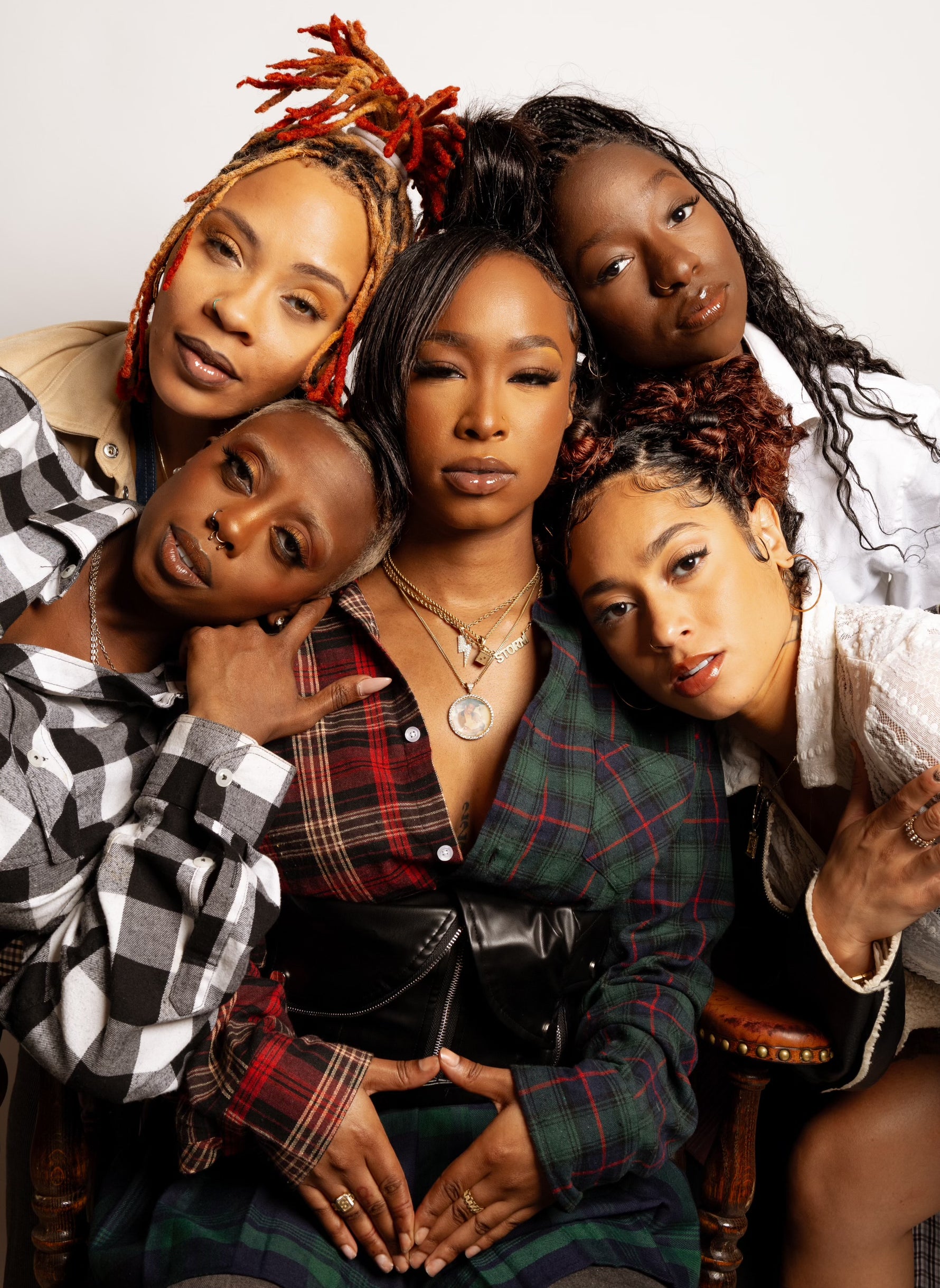 ABOUT ME – Storm DeBarge